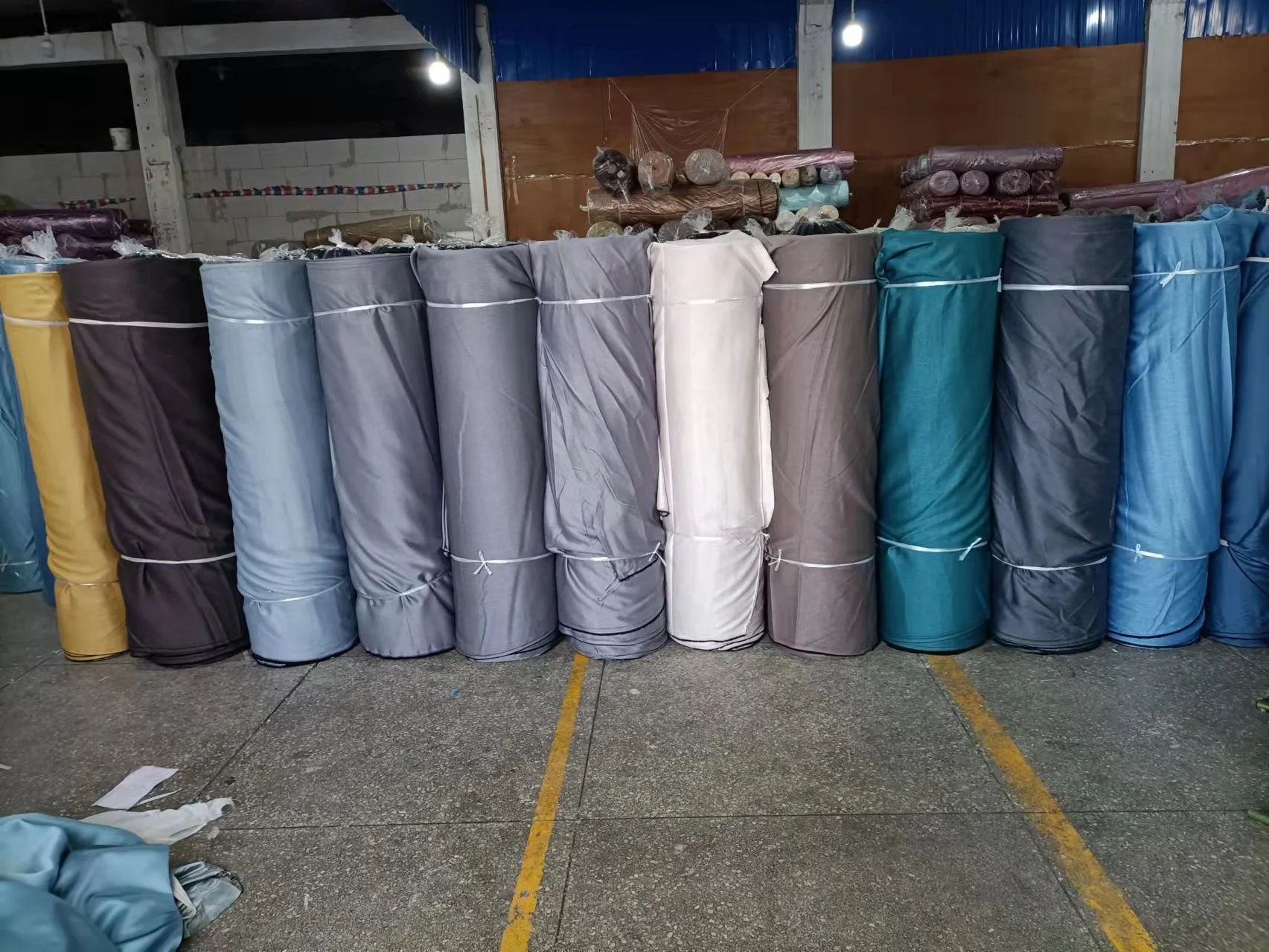 Cheap Plain Blackout Linen Stock Fabrics for Modern Curtains