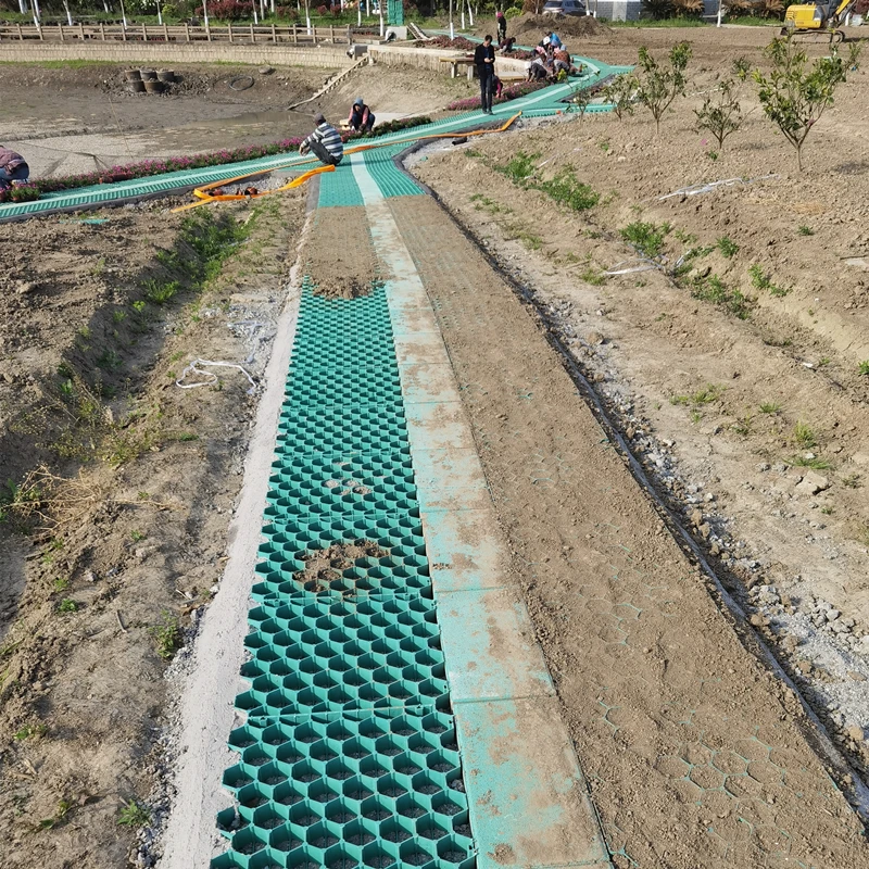 HDPE Plastic Pavers - Durable Gravel Stabilizer Grids
