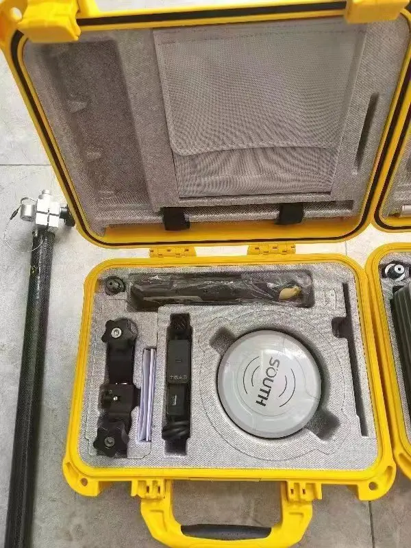 SOUTH G3 GNSS GPS RTK 1598 Channels High Precision Gnss Rtk Dual ...