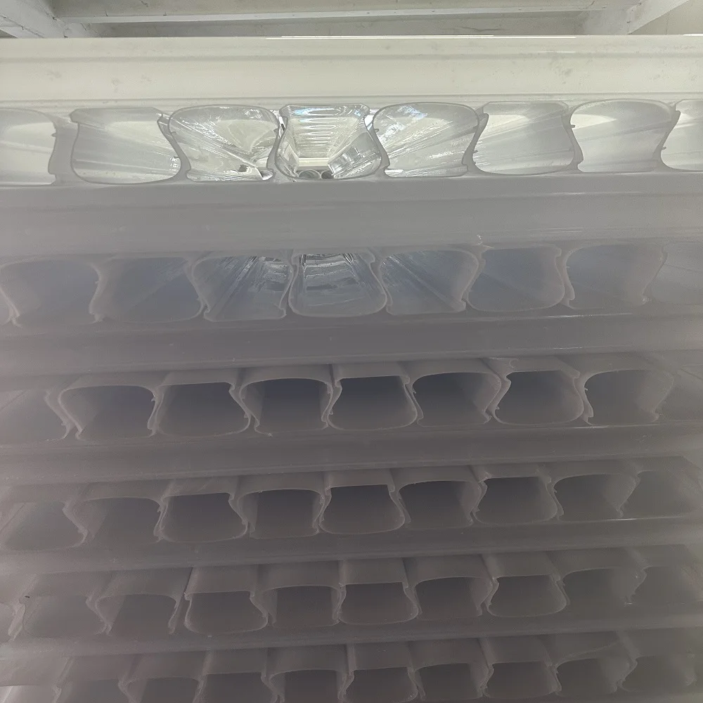 Y-4-022 Polycarbonate Diffused Led Polycarbonate Tube Lamp Diffused ...