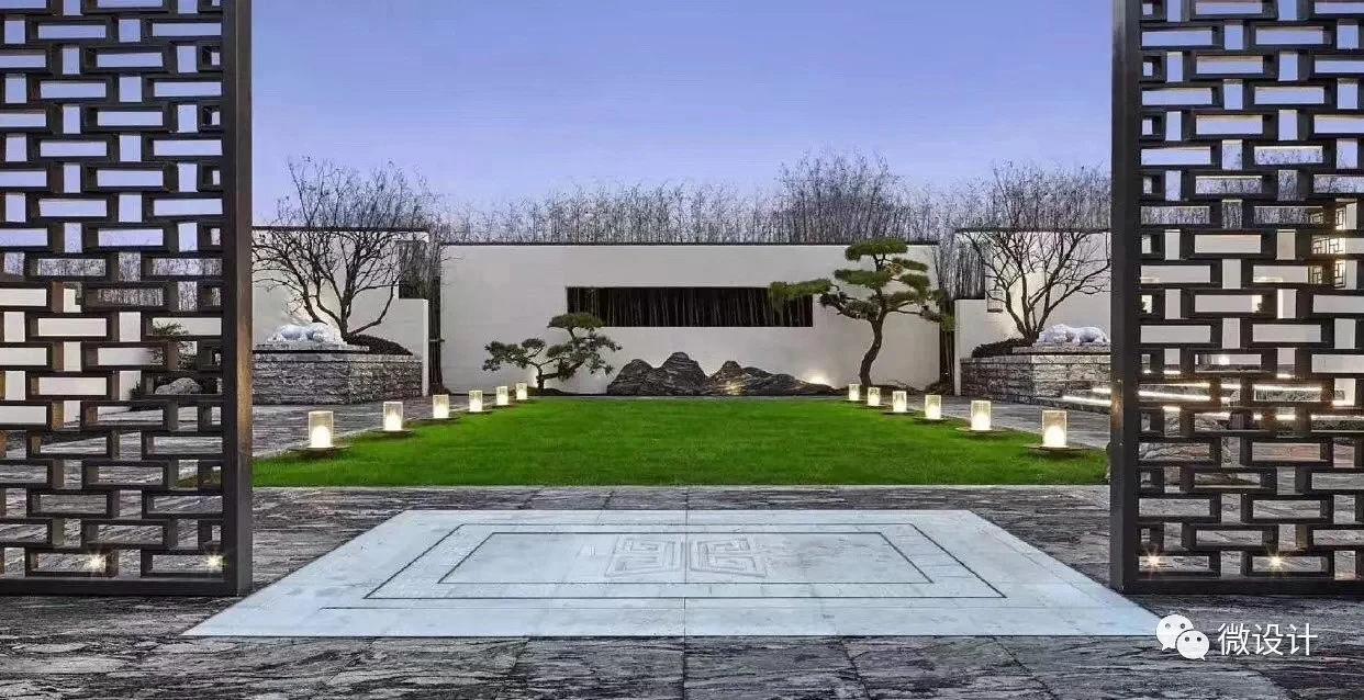 Elegant Oval Shape Stainless Steel Room Divider with Moru Glass