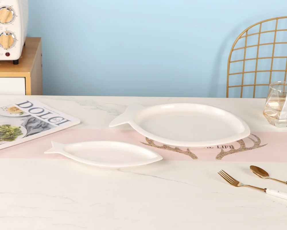 White ceramic Fish shape plate and water drop shape for restaurant ...