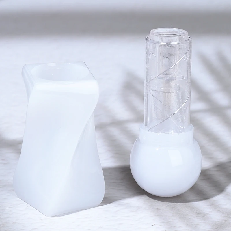 CY836 Liquid Lipstick Packaging Irregular Shaped Empty Clear Lip Gloss ...