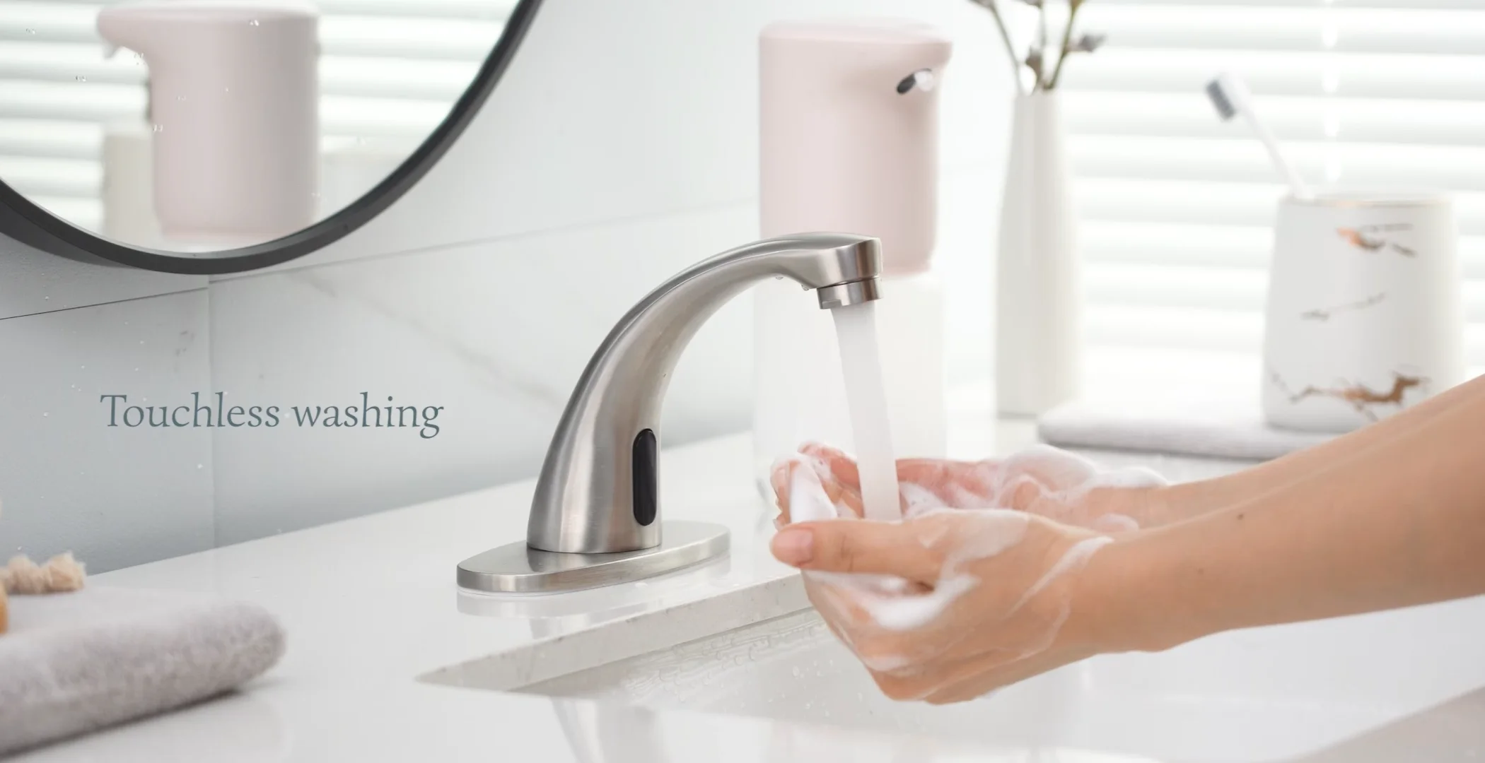 Sus304 Brushed Deck Mounted Automatic Touchless Sensor Water Tap For ...
