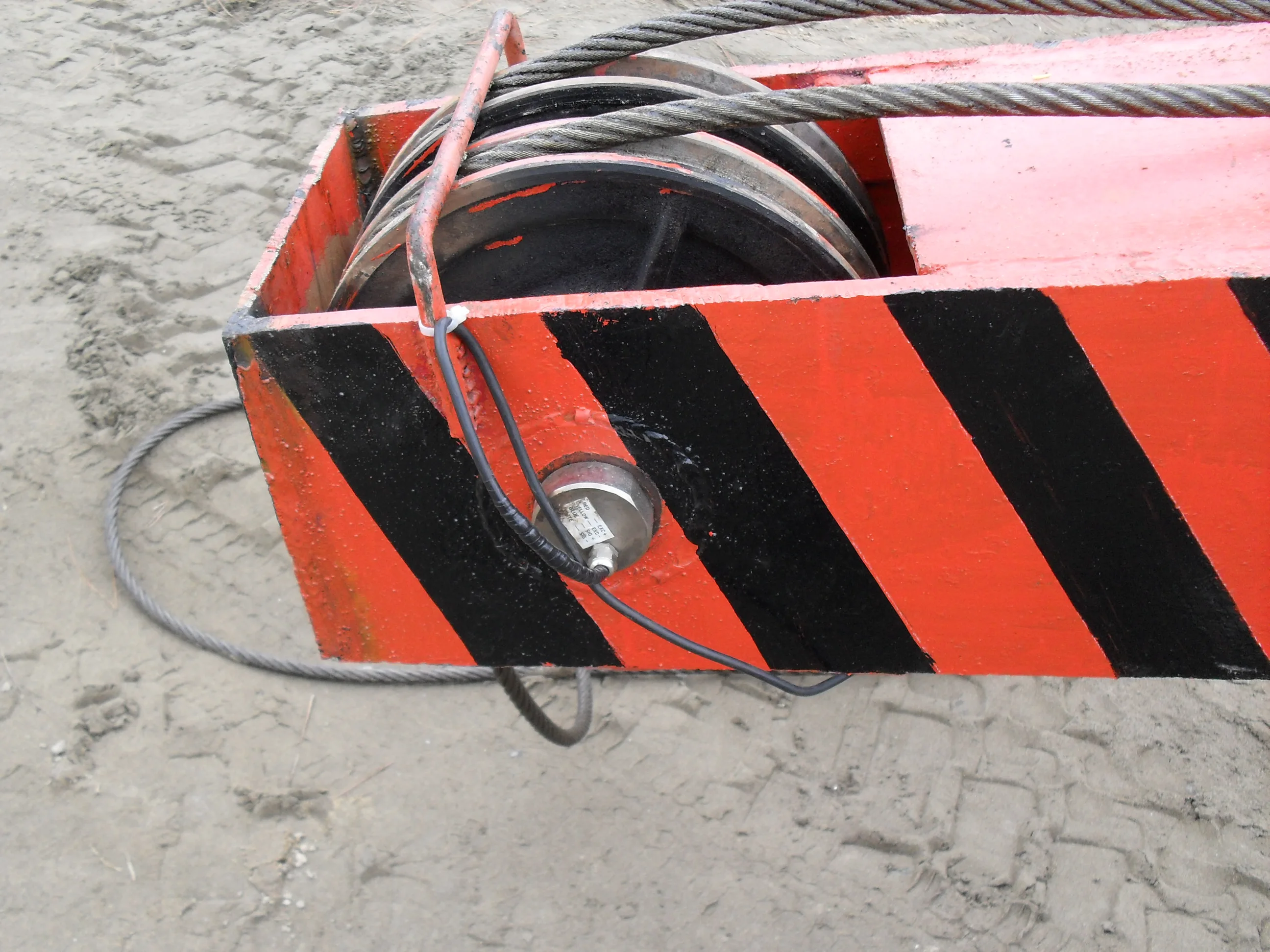 Durable Steel and Alloy Steel Tension Link Load Cell for Construction ...