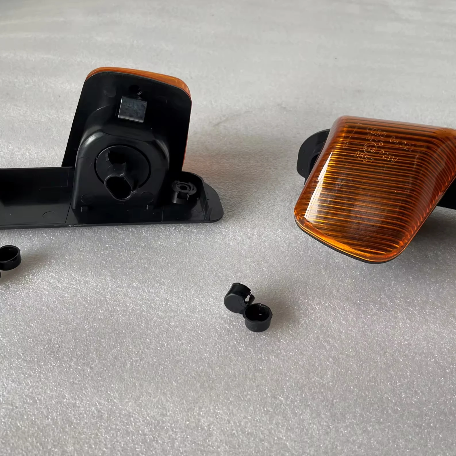 auto body parts truck corner lamp LH RH side marker light 5801754885 ...