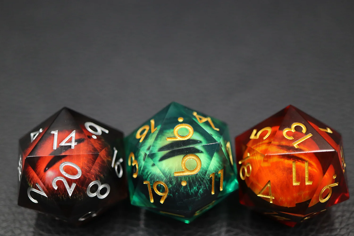 Dragon DND Dice - Blinking Eye, Moving Dice Accessories