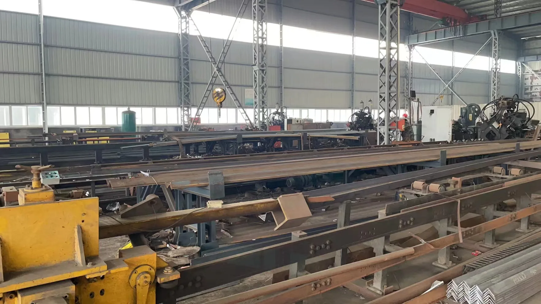 3 Leg Triangle Free Standing Cell Angle Lattice Galvanized Steel ...