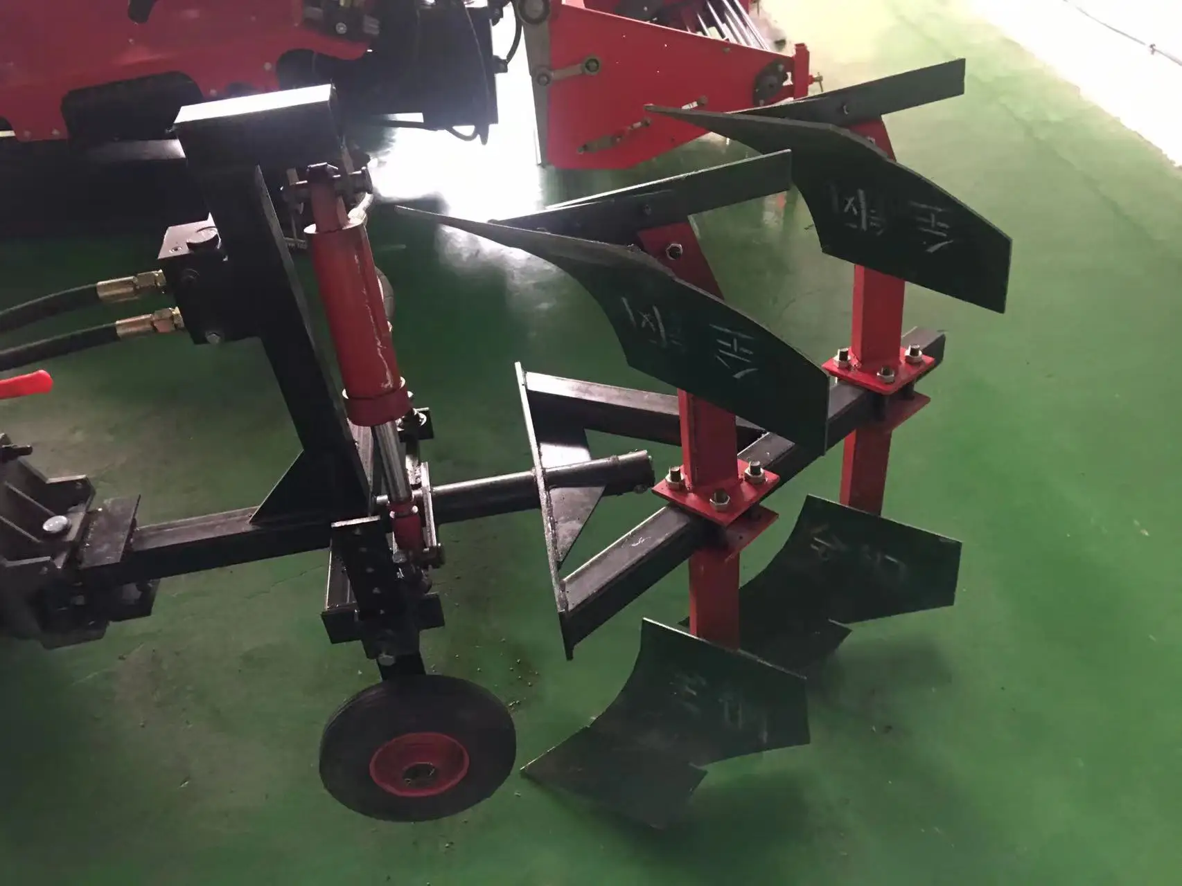 Power Tiller Riding Crawler Tiller Agriculture Three Plow Furrow Plough ...