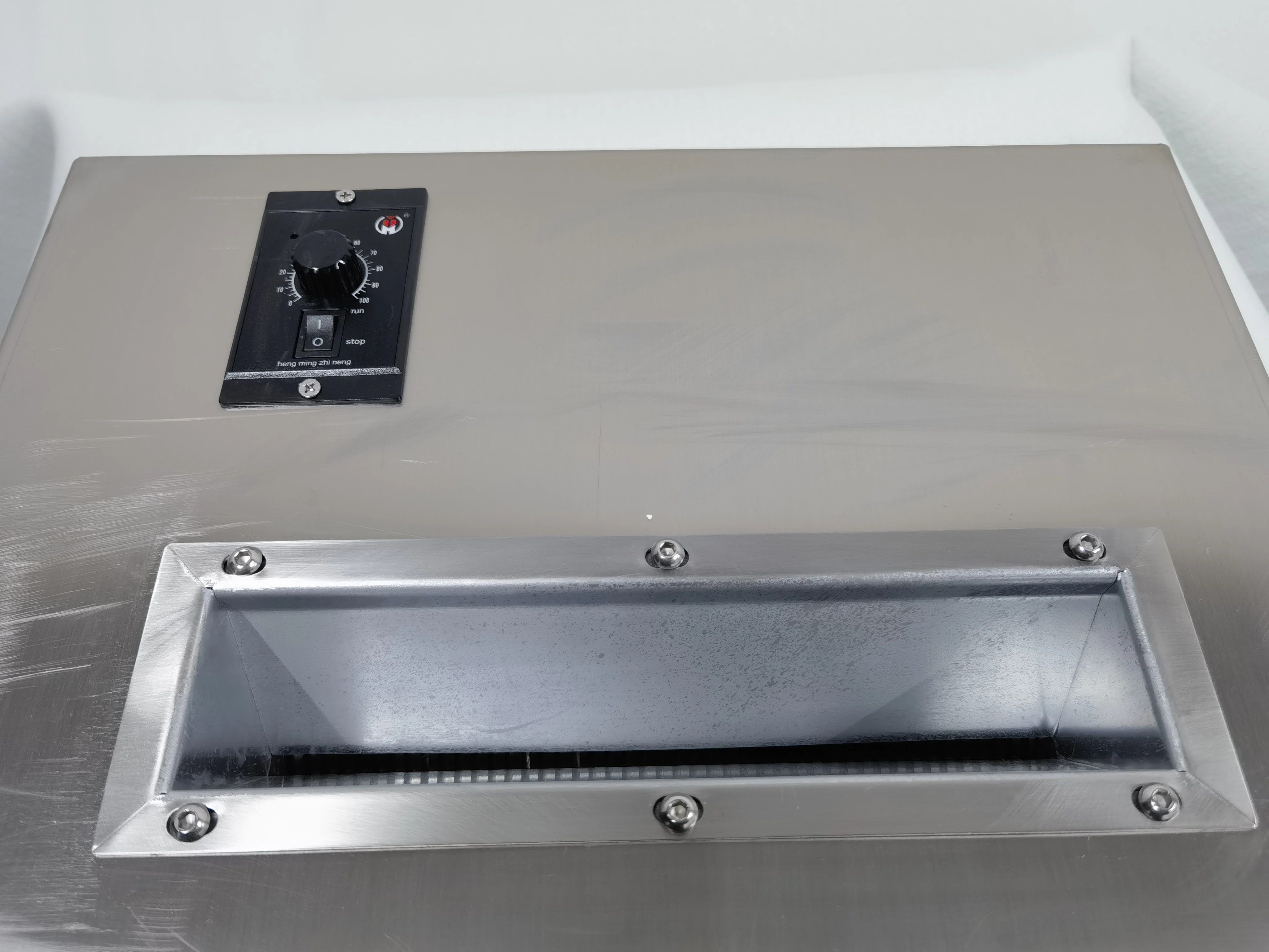 Crinkle Filler Paper Machine Shredder - Confetti Cut Machinery