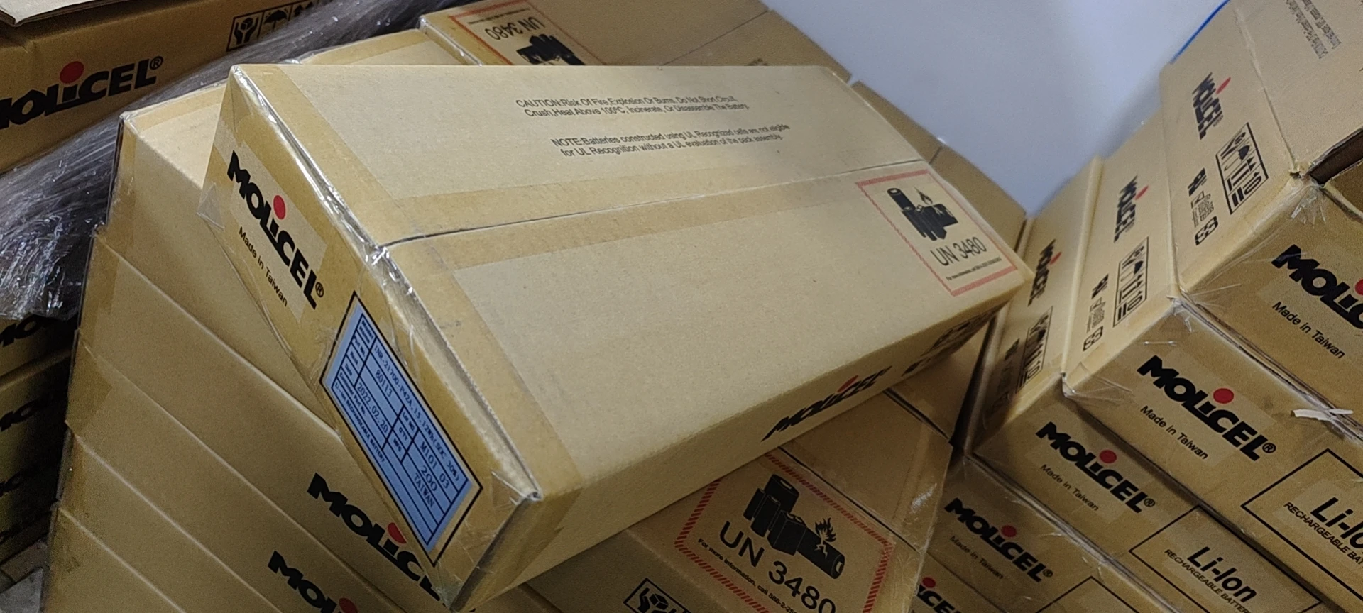 Original 3.6v Molicel Inr21700 P42a 4200mah Max 45a Discharge -40 ...