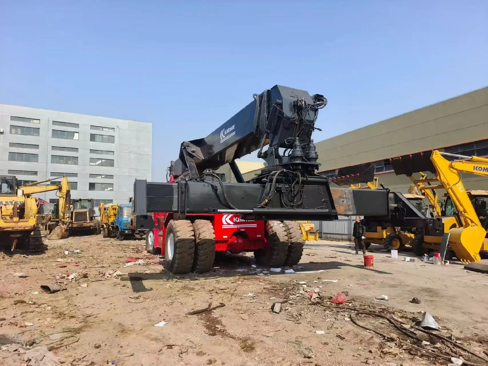 Kalmar Front Lifting Machine DRF450-60S5K 45 Tons Container Stacker ...