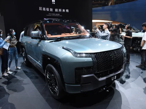 BYD Yangwang U8 EV - Premium Hybrid SUV with 180km Range