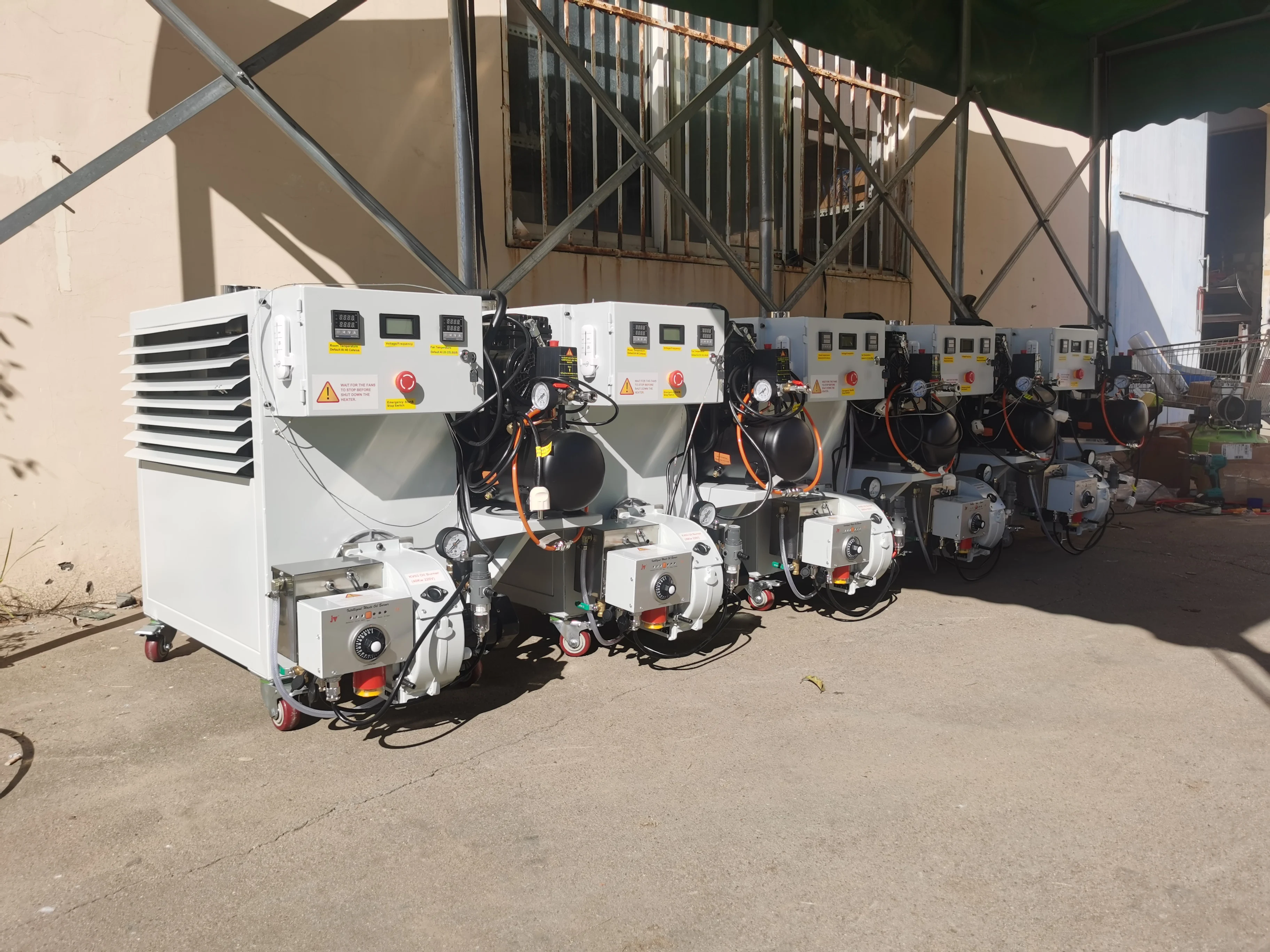 Small Portable Waste Oil Heater - 100L Oil Tank & Air Compressor