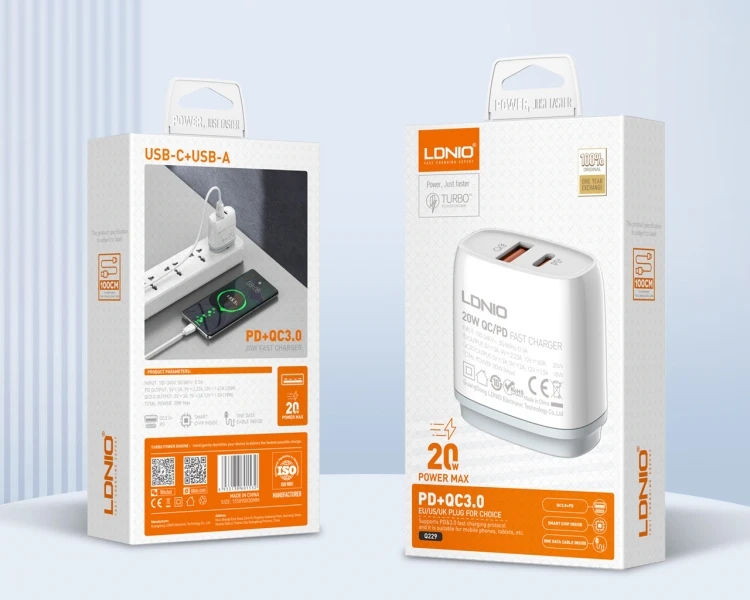 LDNIO Q229 PD 20W Fast Charger - Universal Travel Companion