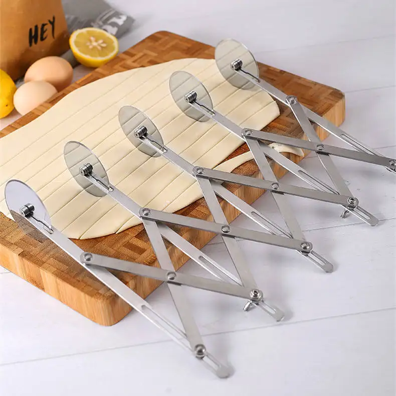 Expandable Stainless Steel Pizza Slicer - Multifunctional