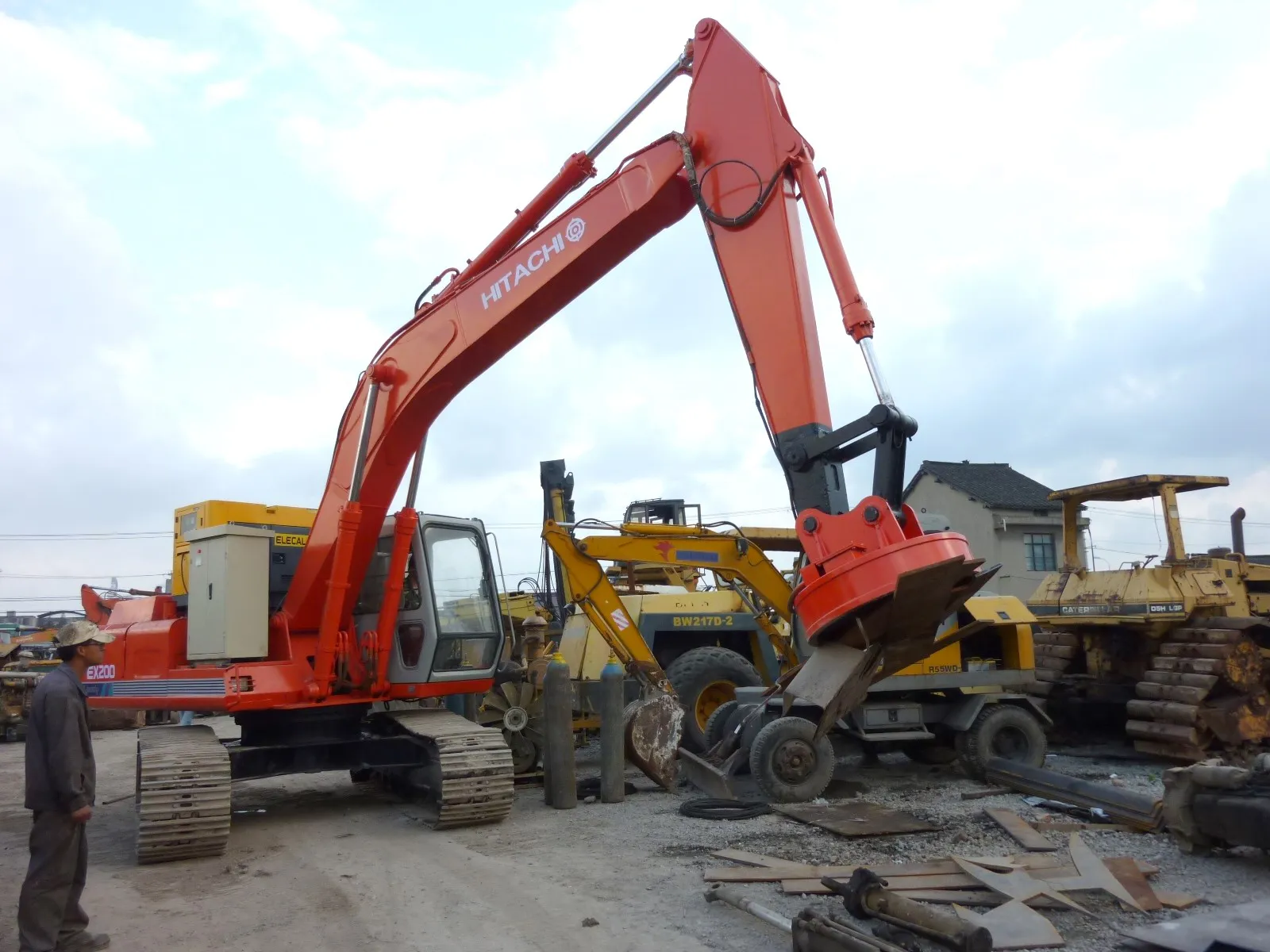 Circular Scrap Electromagnet Chuck For Excavator Scrap Electromagnetic ...