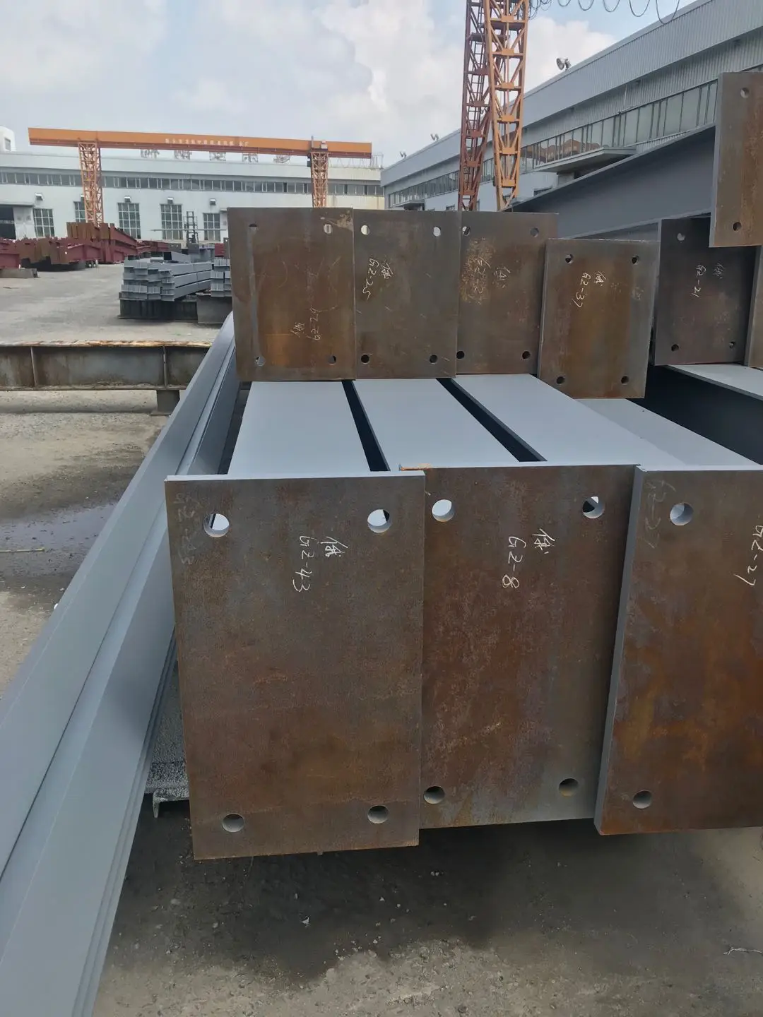 Galvanized Aluminium Light Weight Steel Purlin Building Beam C Channel ...