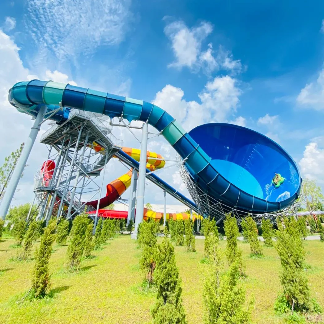 Cmwaterparks Commercial Fiberglass Water Slide - Fun & Safety