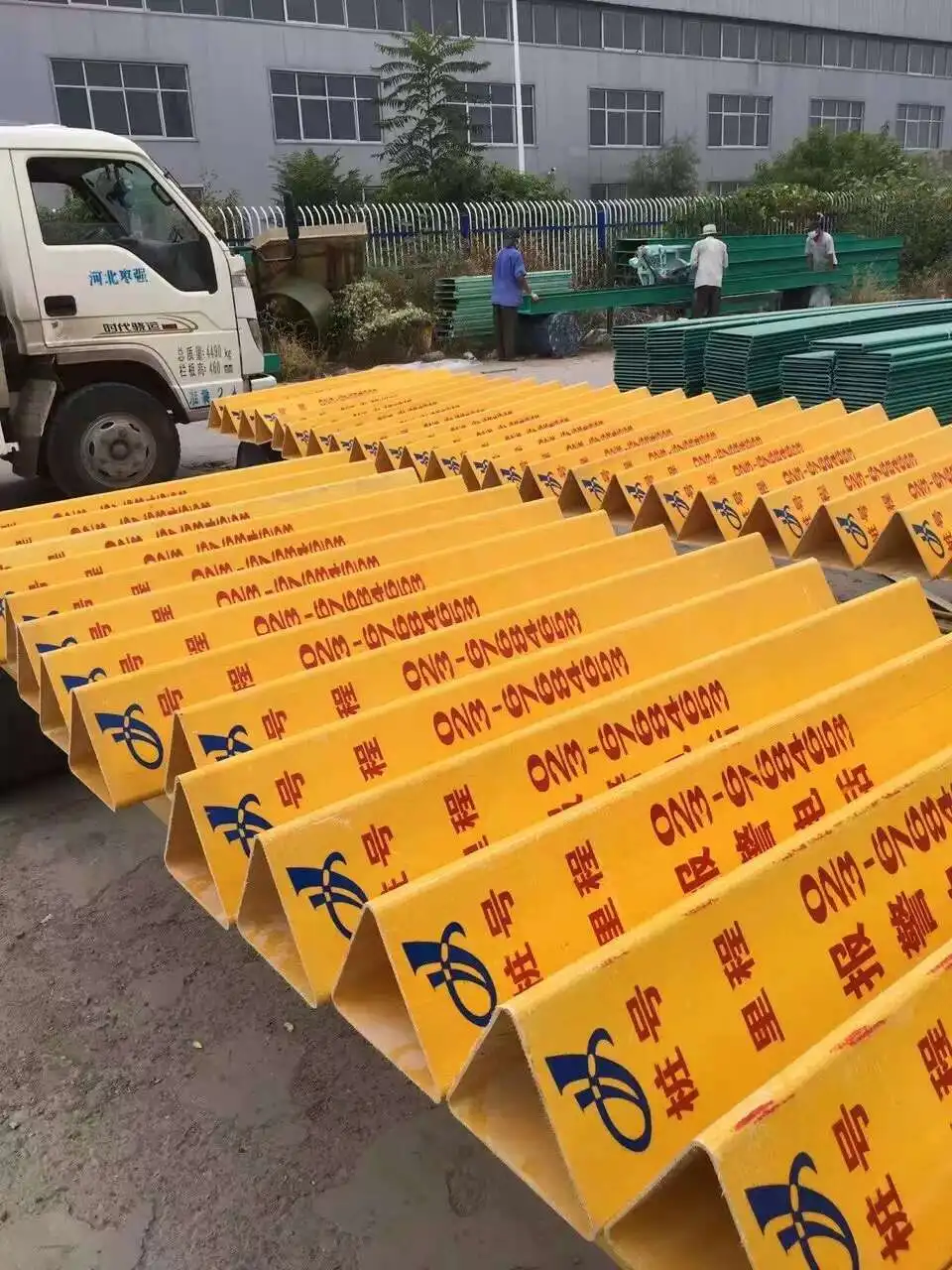 High Strength FRP GRP Warning Signs Pile Post Fiberglass Road Cable ...