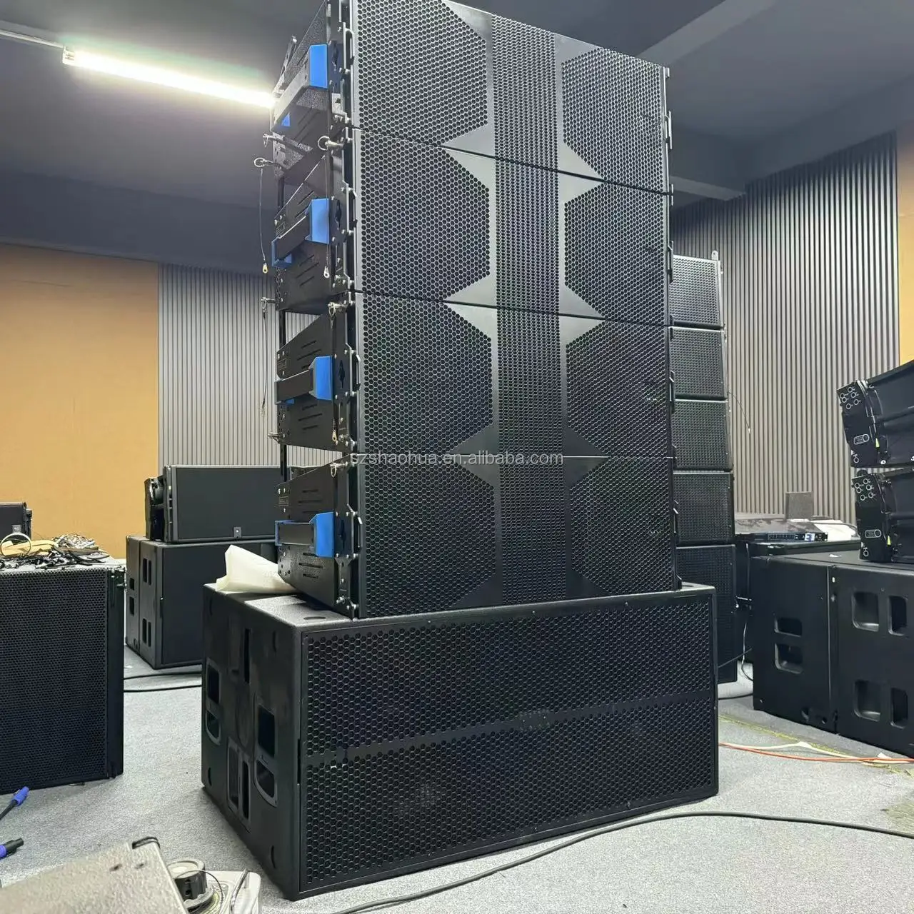 Dual 12 Inch Line Array Speakers - SAWA SA212 Pro Audio