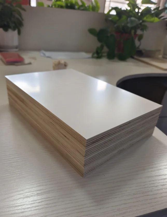 18mm HPL Laminated Pywood 4x8 Melamine Plywood Sheet E0 First-Class SGH ...
