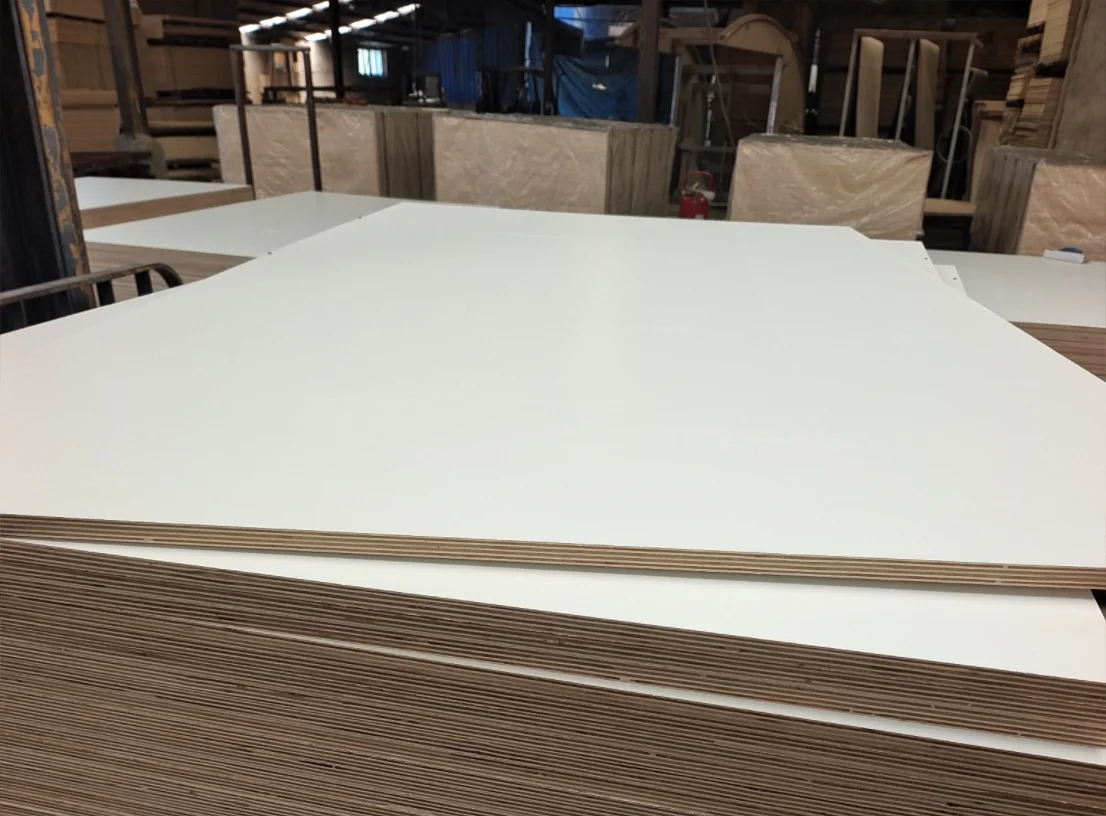 18mm HPL Laminated Pywood 4x8 Melamine Plywood Sheet E0 First-Class SGH ...