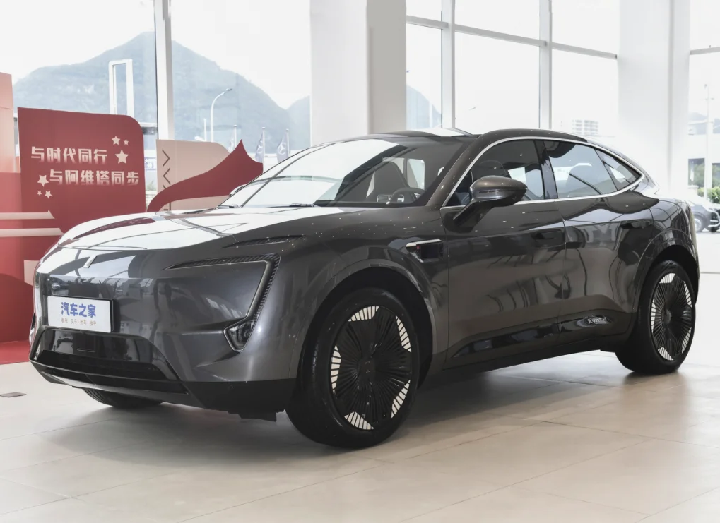 Chinese Cars Avatar 11 Electric Car Changan 2023 705km Long Range ...