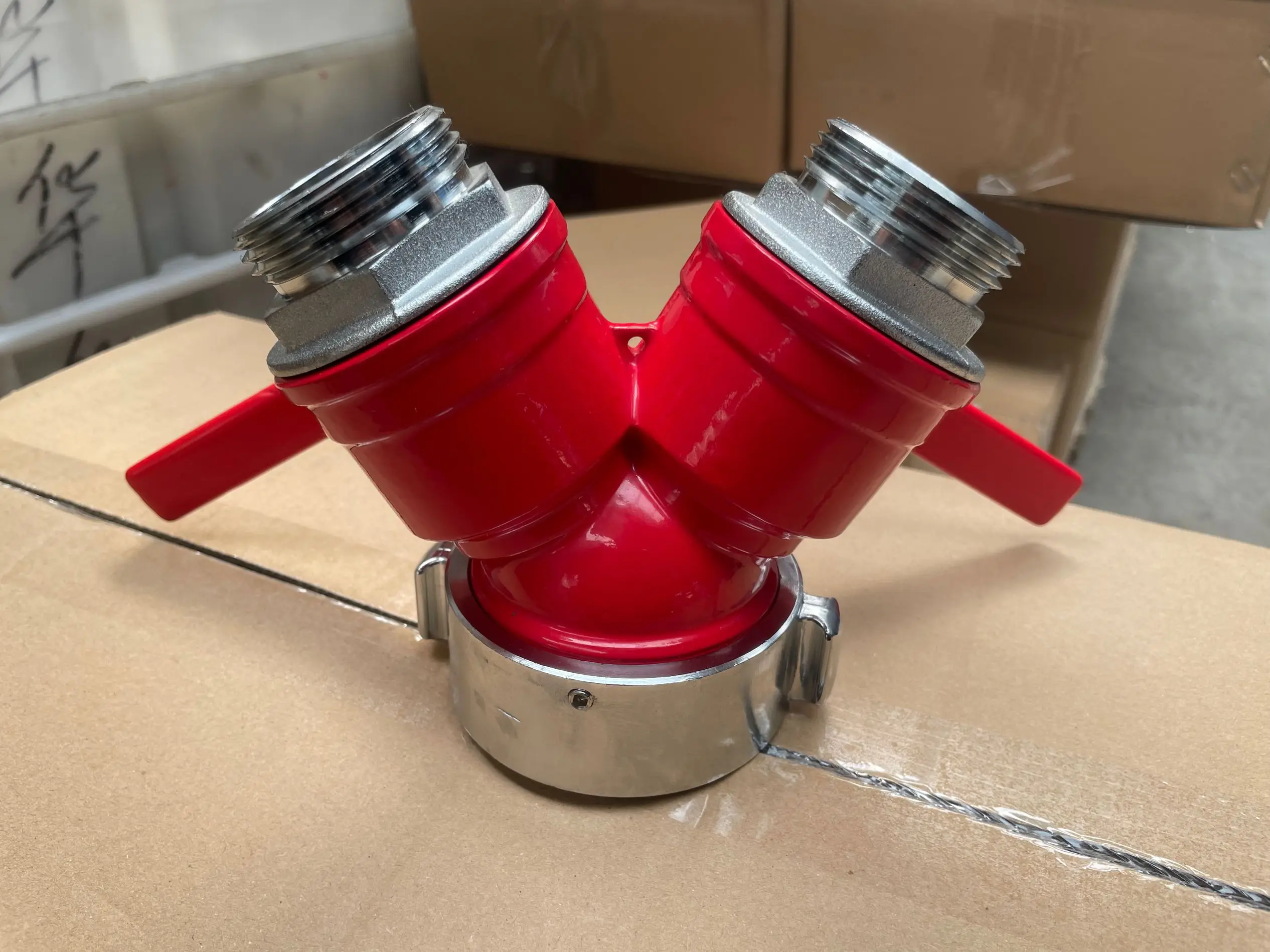 Hydrant in Spanish - Durable Outdoor Fire Hydrant Equipment