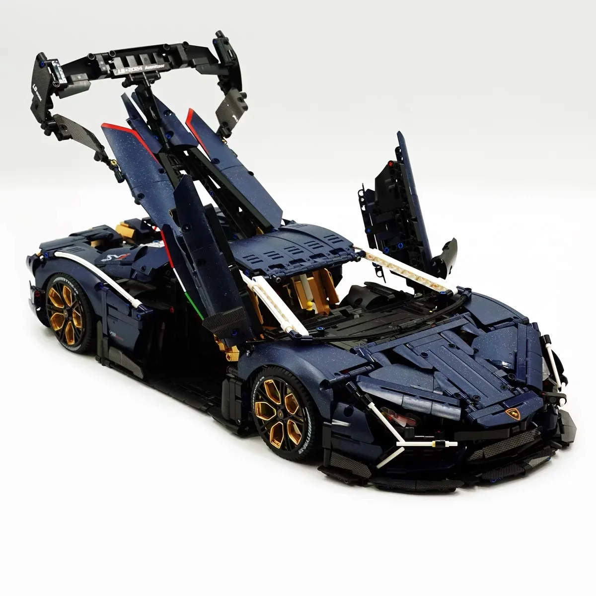 Build Your Dream Racing Car with Luhu's Technical Blue Model