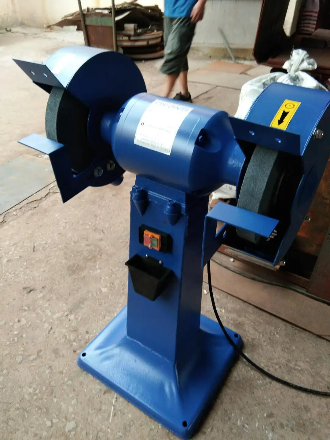 M3020 M3025 M3030 M3035 Bench Grinders with Dust Removal