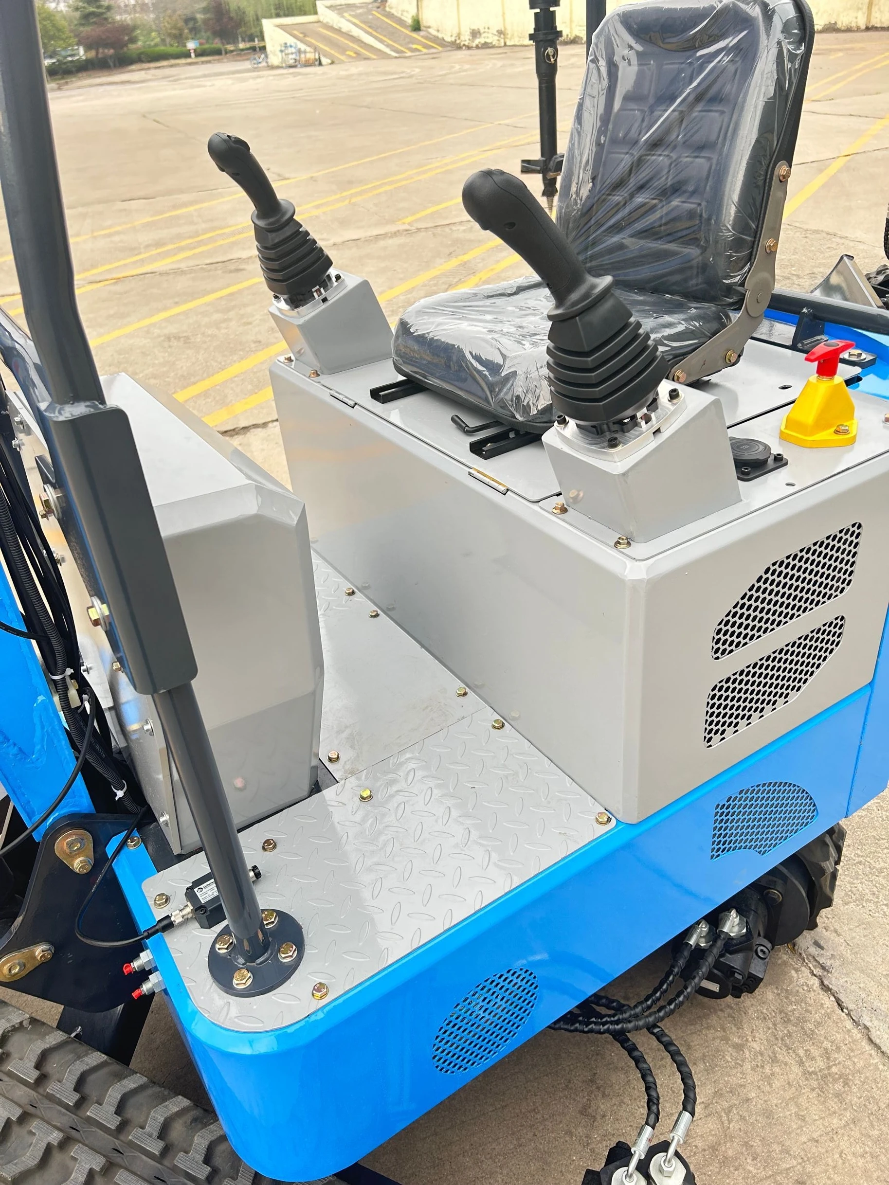 Small Remote Control Excavator Hydraulic Digger 1 Ton 1.5 Ton Mini ...