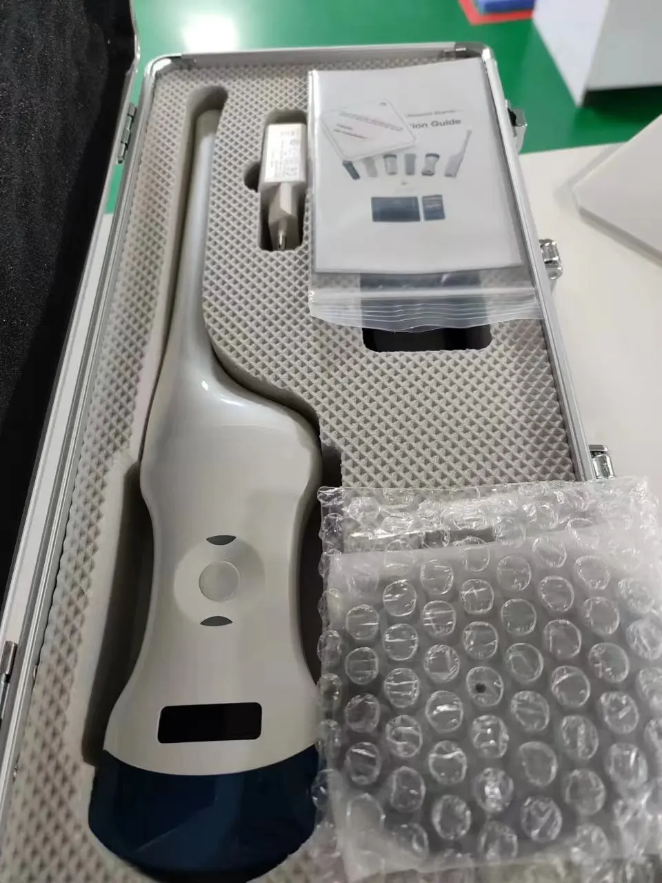 Compact Mobile Ultrasound With Convex Probe Featuring Ultrasound-on ...