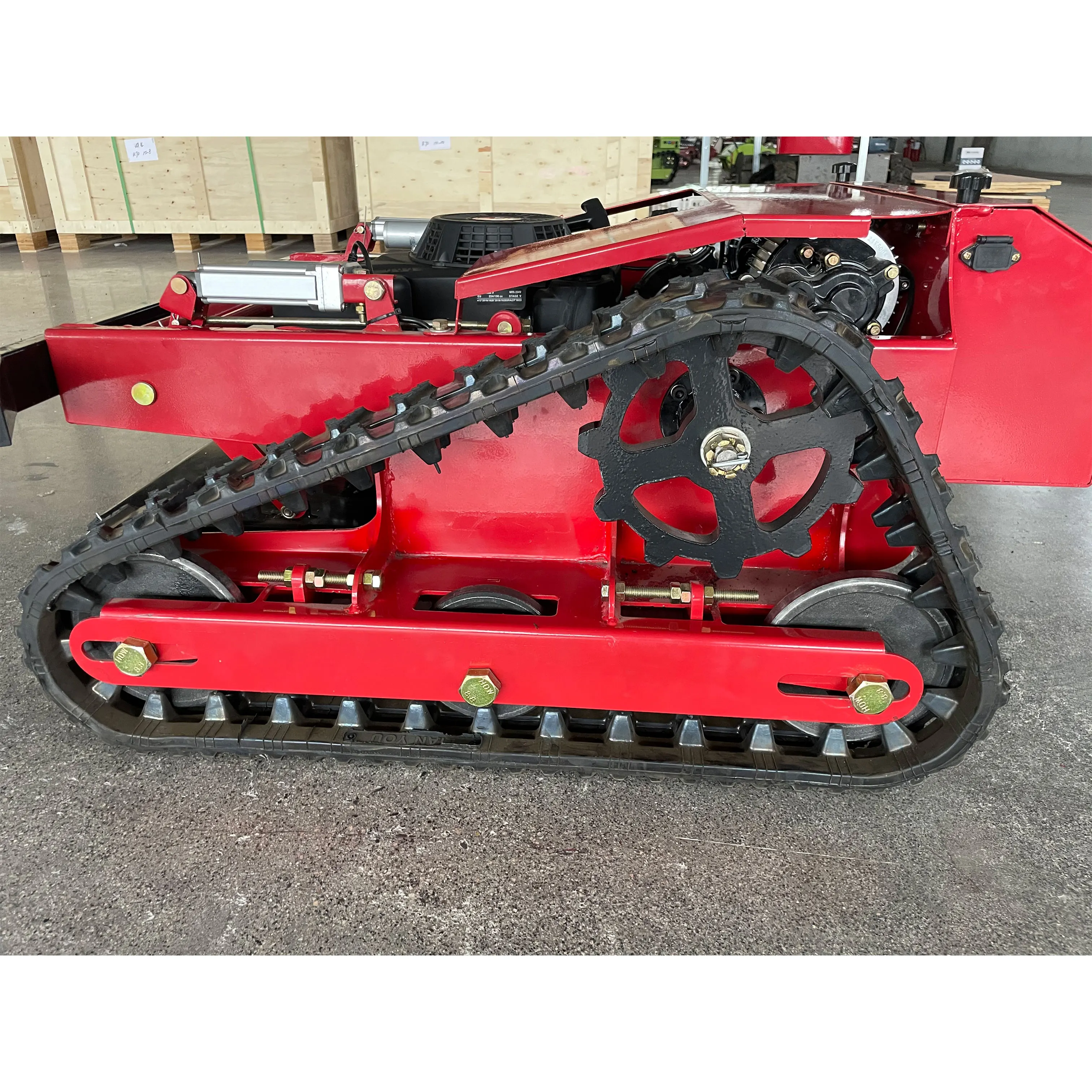 Electric Crawler Bush Cutter AI Robot Lawn Mower for Home Use