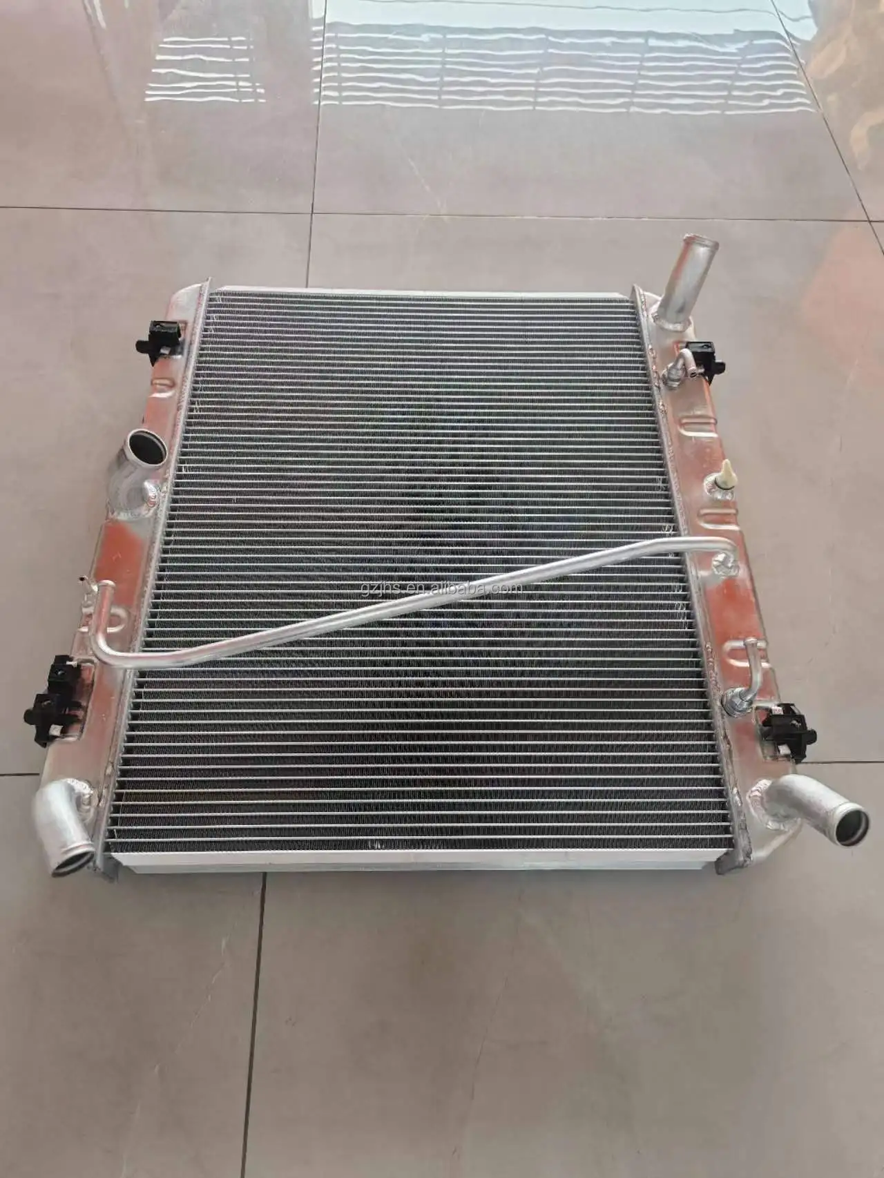 HIGH QUALITY AUTO PARTS RADIATORS FOR HIACE 2005-2017 Radiator 2KD FTV ...