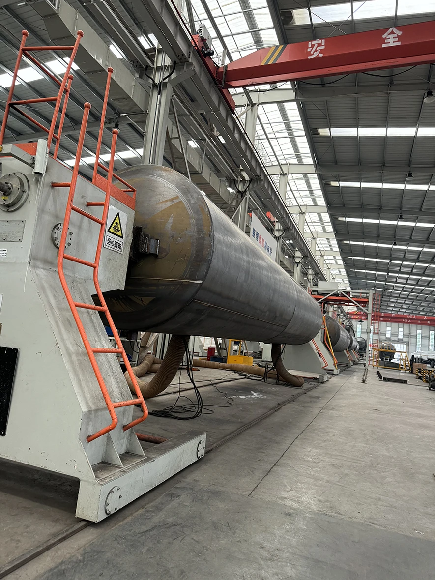 FeiChi 40,000 Liter 45000 Liter 3 Axle Semi-trailer Gasoline Truck ...