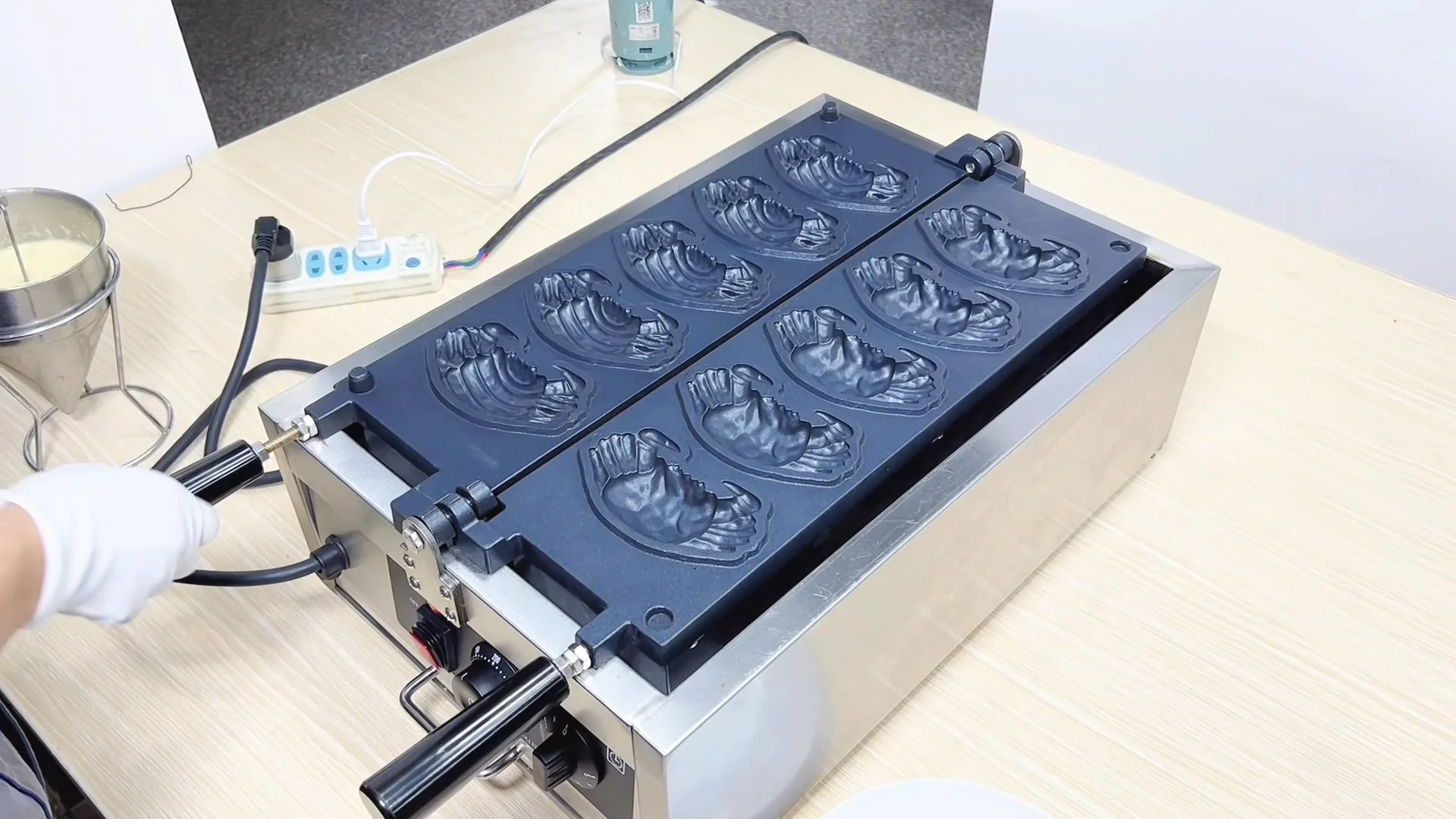 Amazons Best Seller List Commerical Crab Taiyaki Machine Wafflea Maker ...