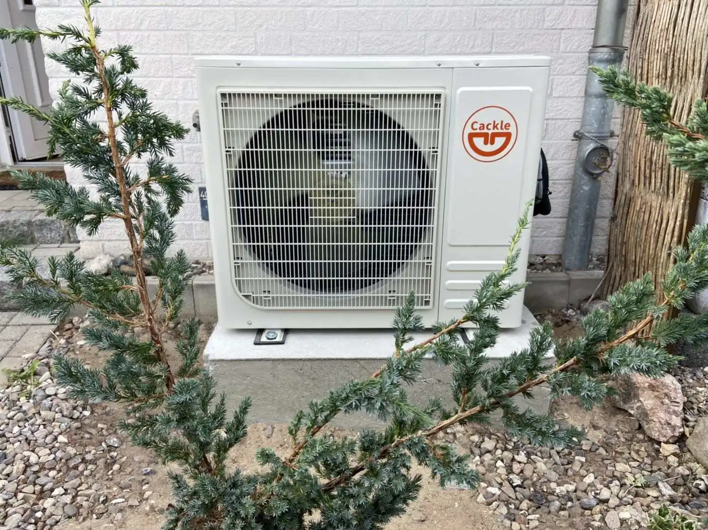 9kw 10kw Mini Heat Pumps - Efficient Air to Water Solutions