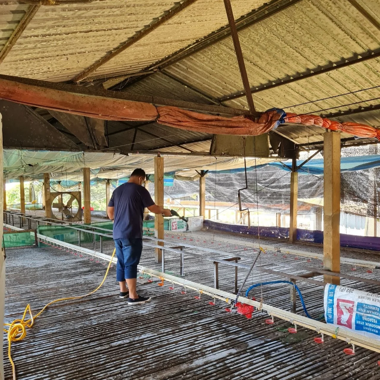 Cheap and Nice Design Poultry House Roller Curtain System