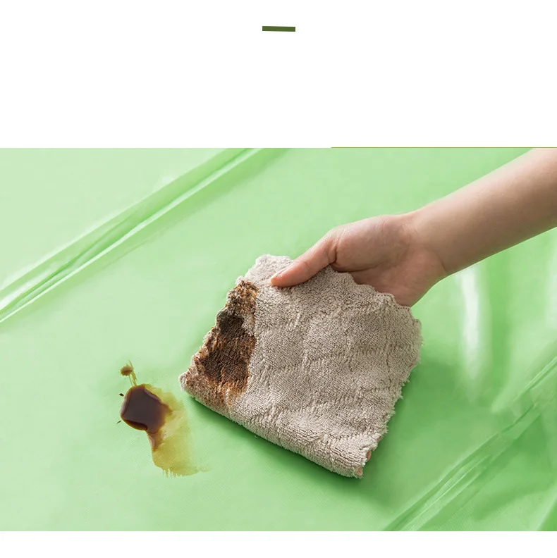 PEVA Disposable Tablecloths - Perfect for Parties & Events