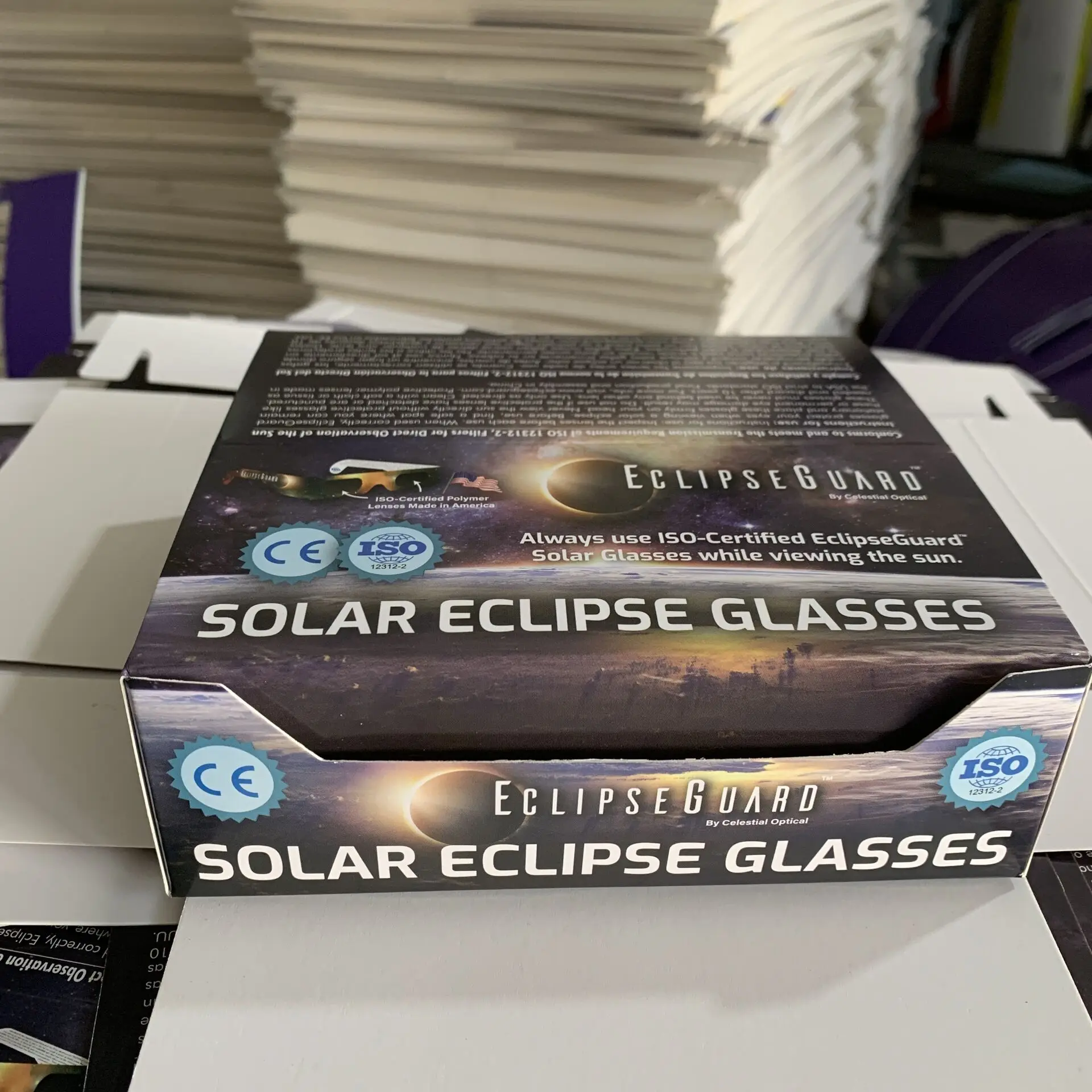 Paper Hand Hold Solar Eclipse Viewer Smartphone Solar Imaging Photo ...