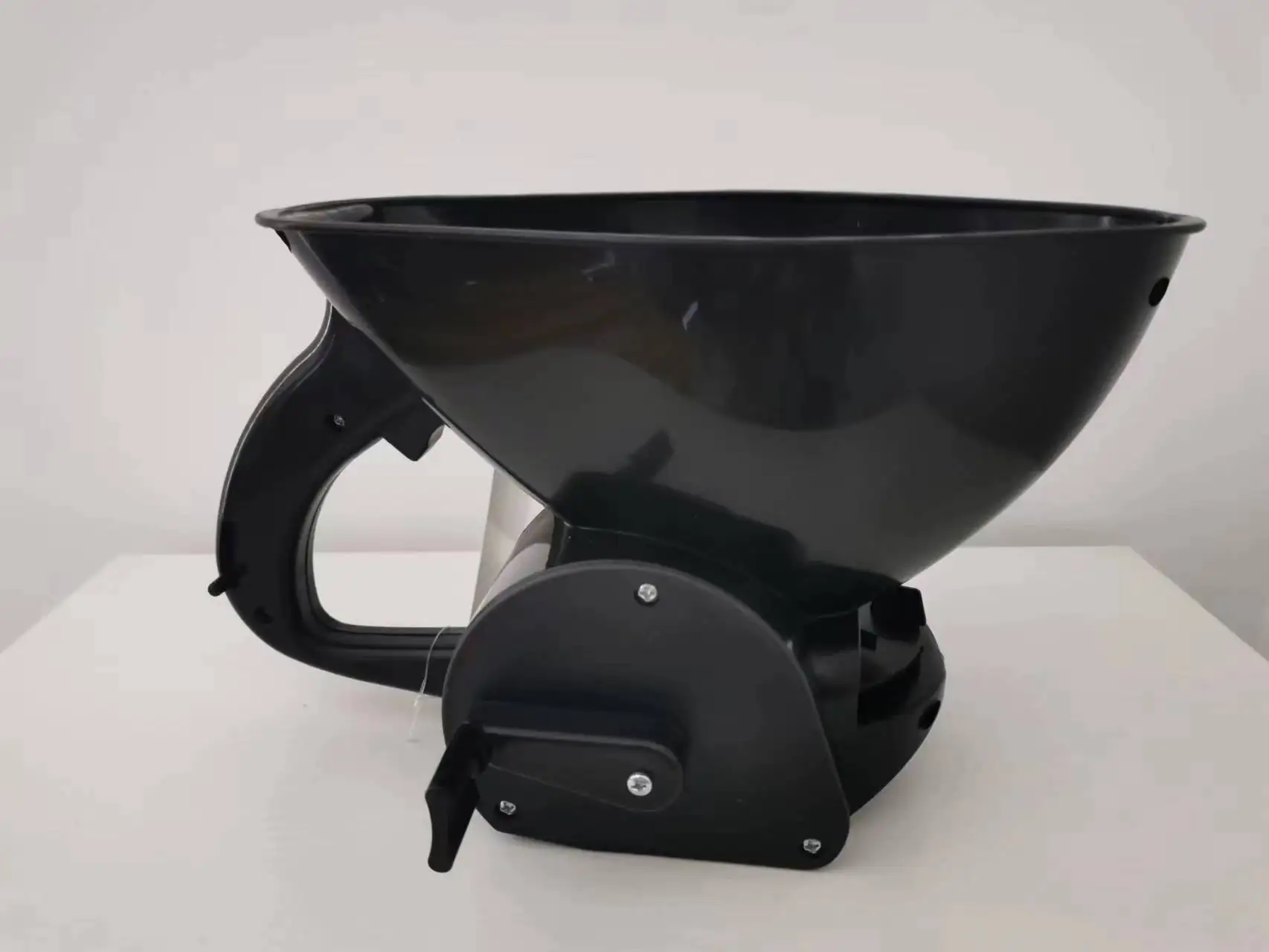 Hand Spreader - Buy Hand Spreader,Hand Seeder Spreader,Hand Manure ...