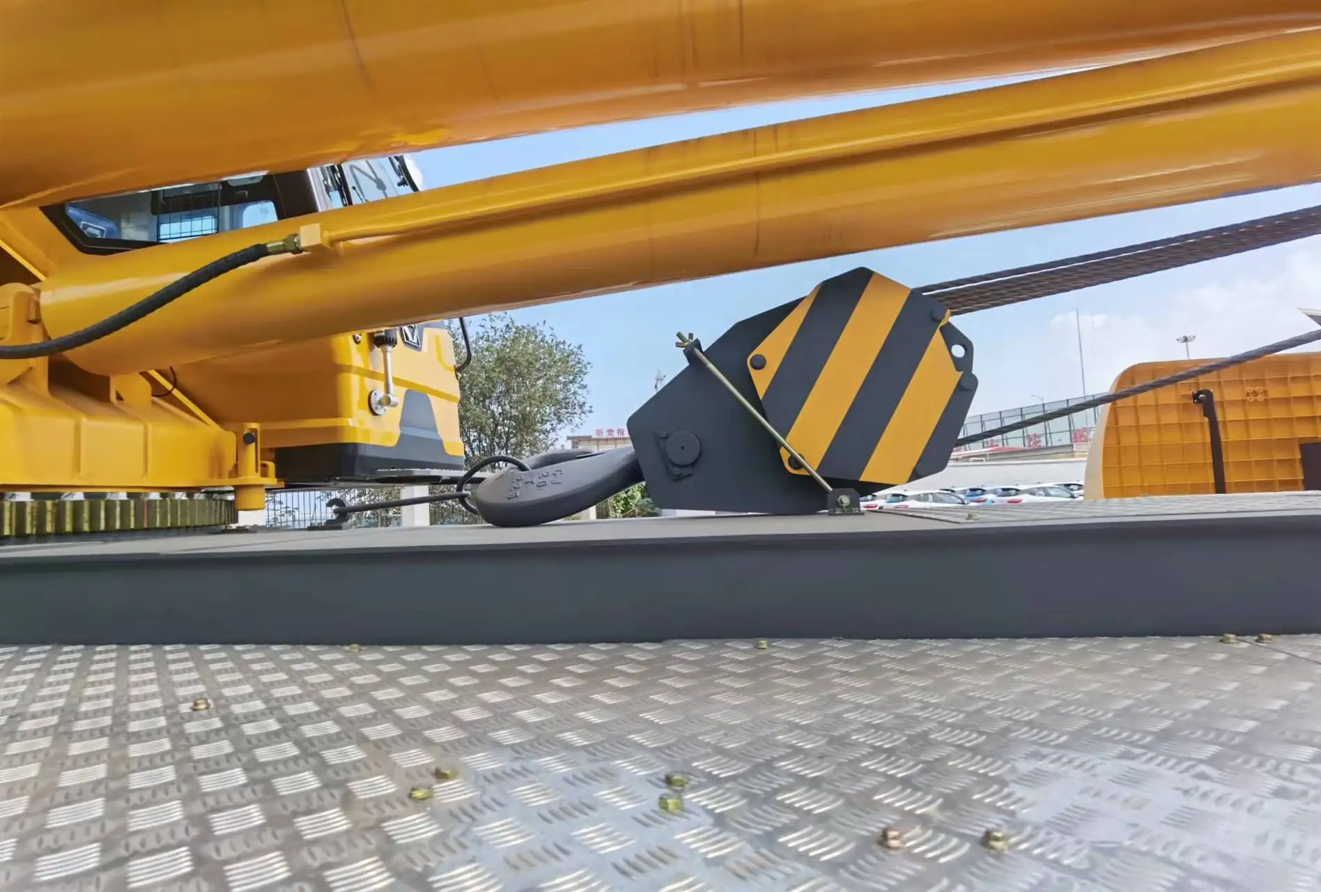 2024 New XCM-G 50 Ton Hot Selling Telescopic Boom Truck Crane QY50KD ...