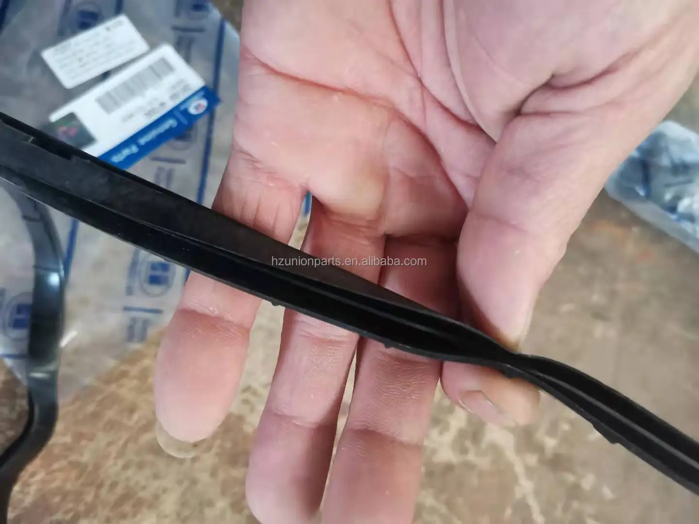 MOBEESTAR OEM 28169-4F000 for HYUNDAI H100 AIR FILTER COVER SEAL