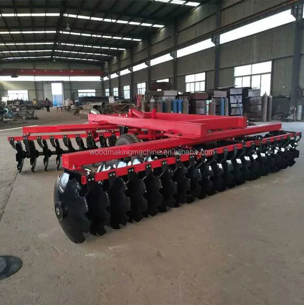 Disc Harrow Tractor Pulling Heavy Hydraulic Drag Harrow Turning Soil ...