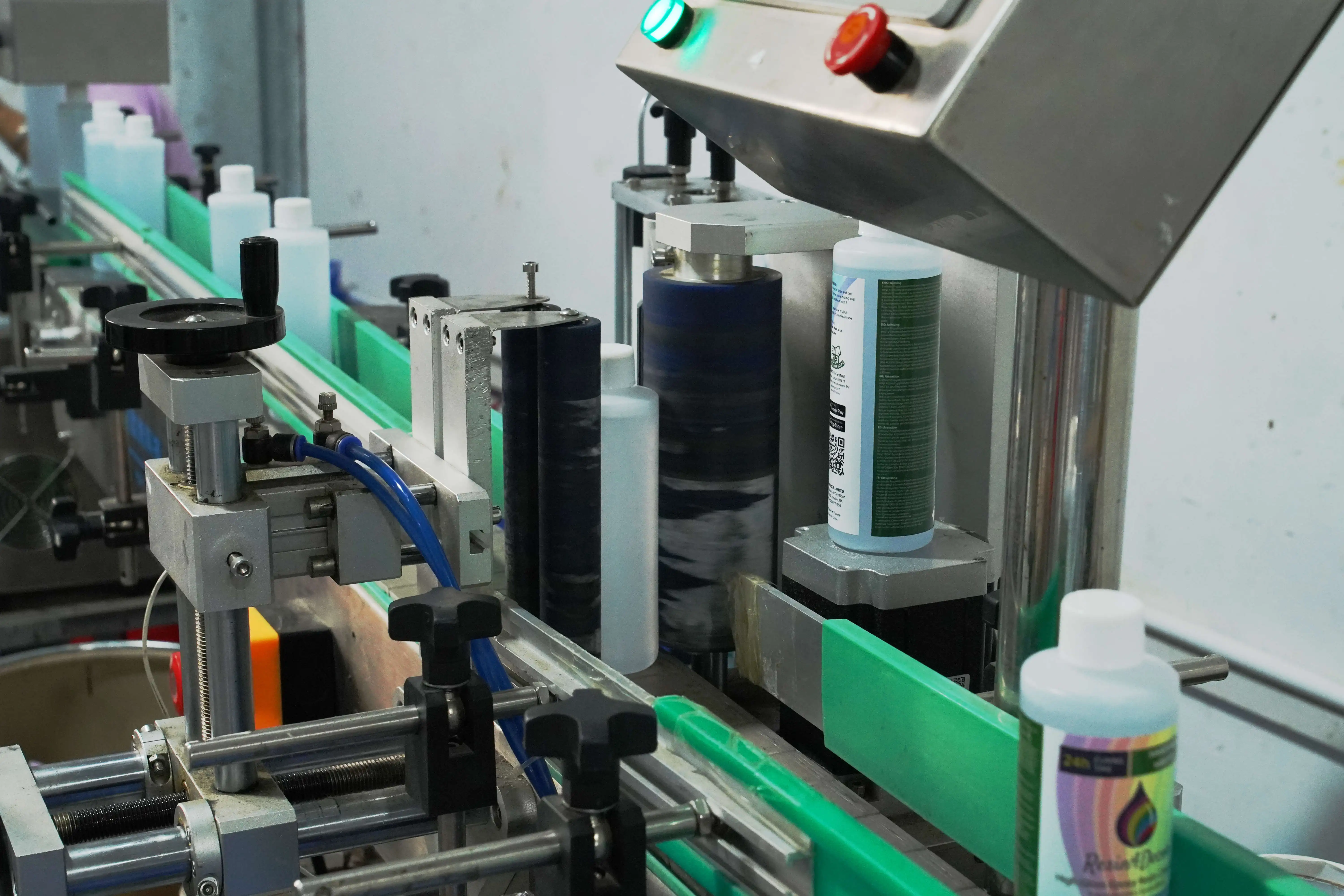 High Permeable Clear Epoxy Resin for Outdoor Driveways - 20kg Kits for ...