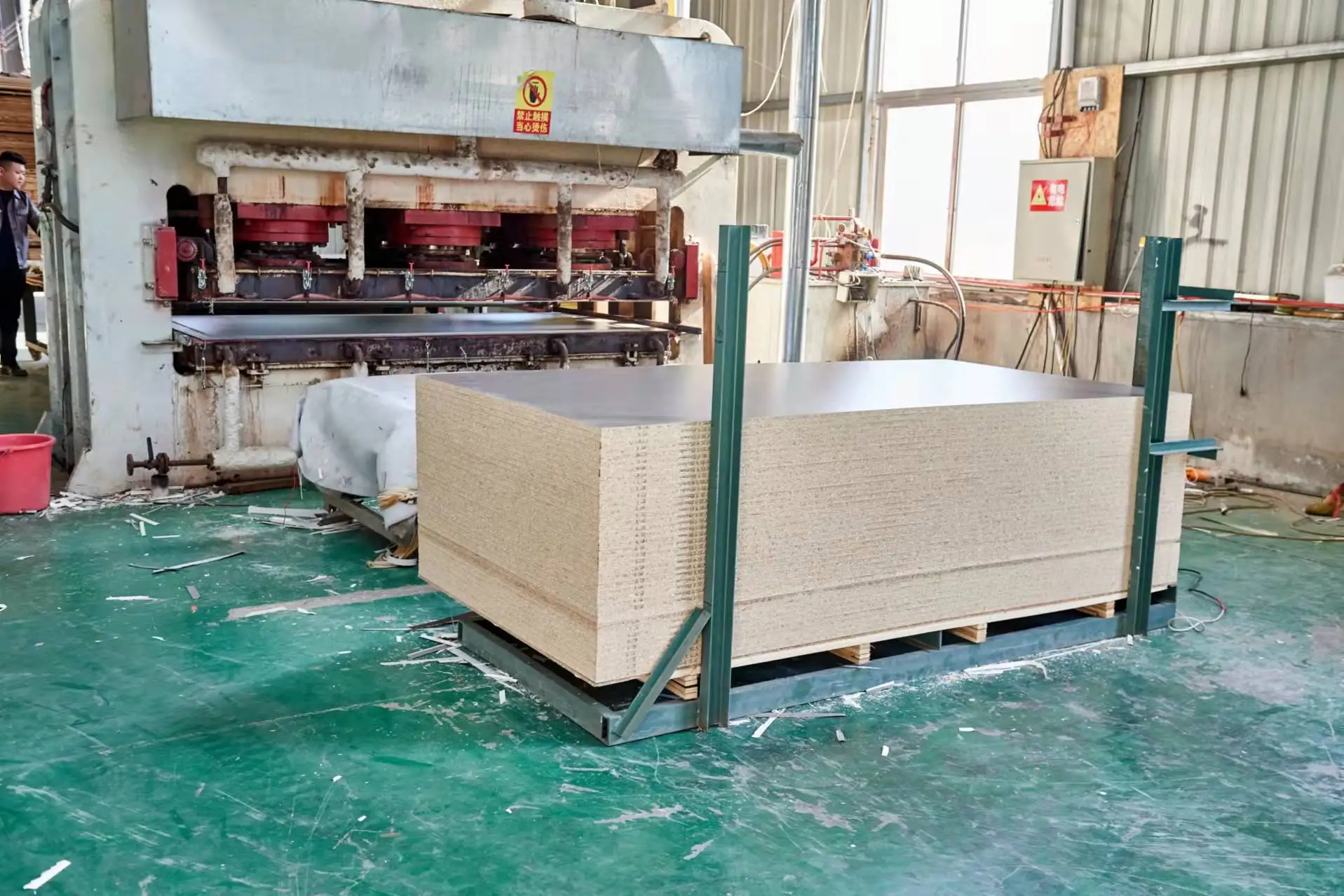 Ecological Board 18mm Plywood Laminated Plywood For Cabinets Ecological ...