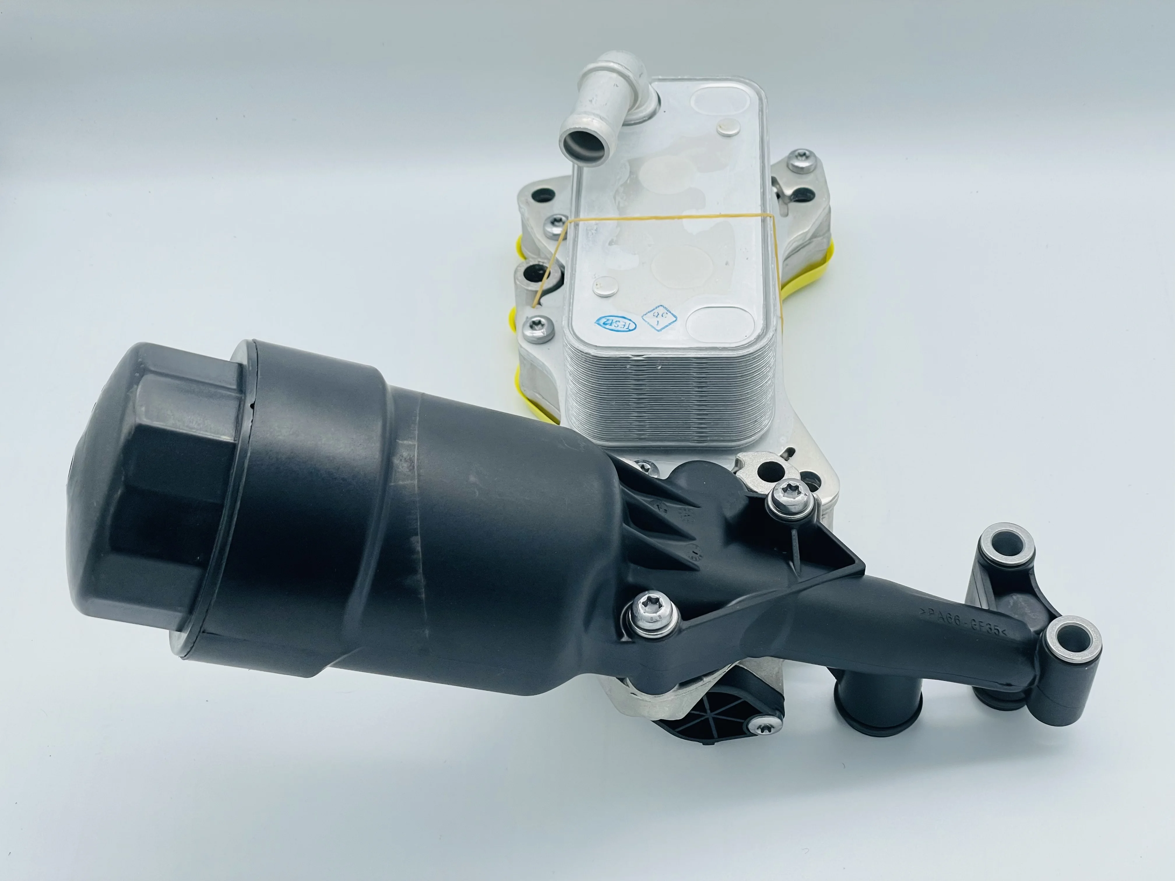 Hot Popular Engine Oil Filter Housing For Mercedes Oem 6511801310 ...