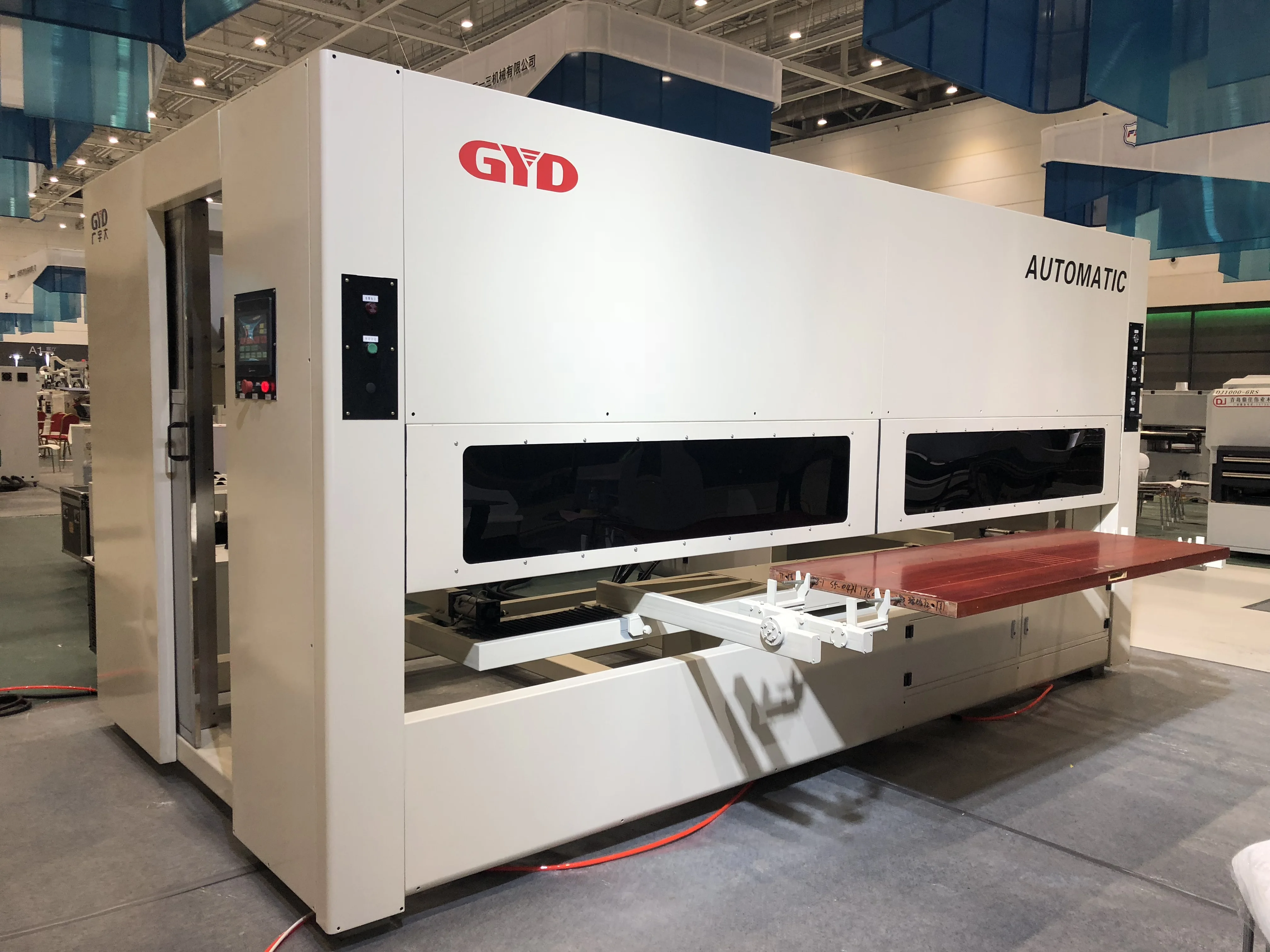 GYD Wood Furniture Full Automatic CNC Spray Painting Equipment for High ...