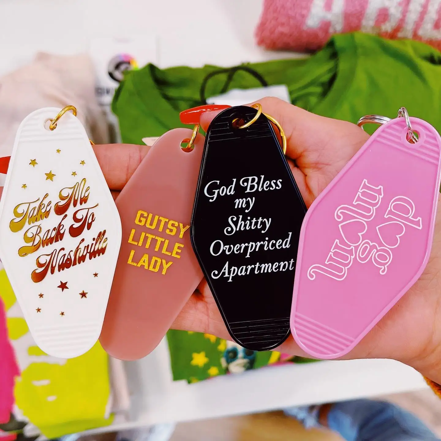 10 Blank Metal Motel Keychains with Display Cards for Hotels| Alibaba.com